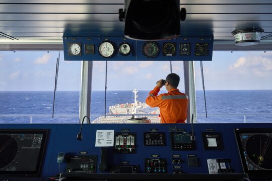 Thenamaris vessel operations teams